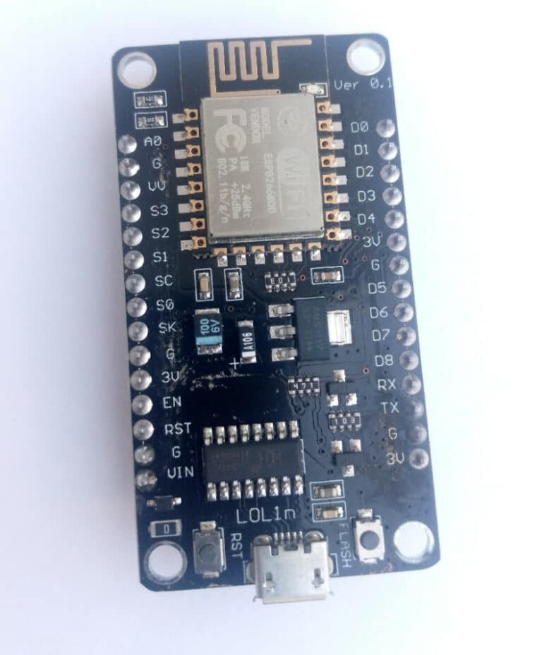 NodeMCU ESP8266 - un guide complet