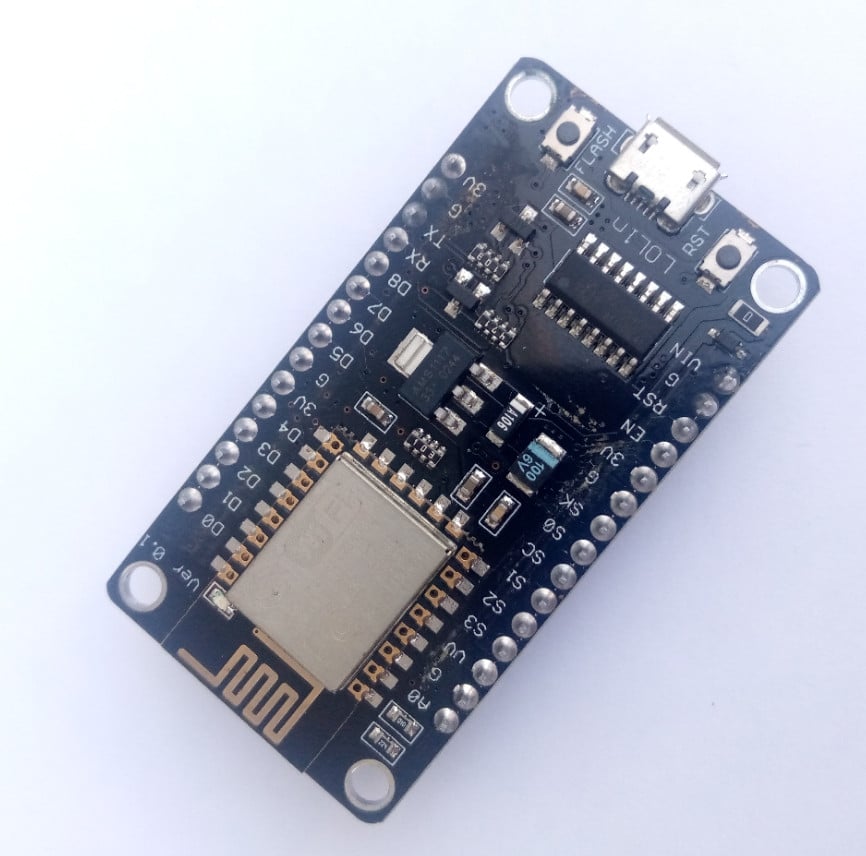 NodeMCU ESP8266 - un guide complet